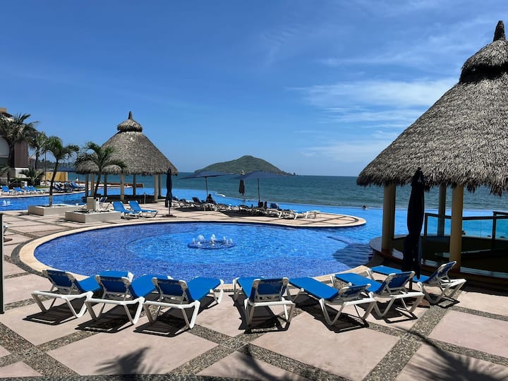 Gavias Grand A Pie De Playa - 馬薩特蘭