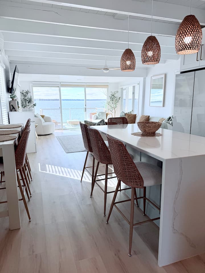 The Lakeview! View & Location! - Clear Lake, IA