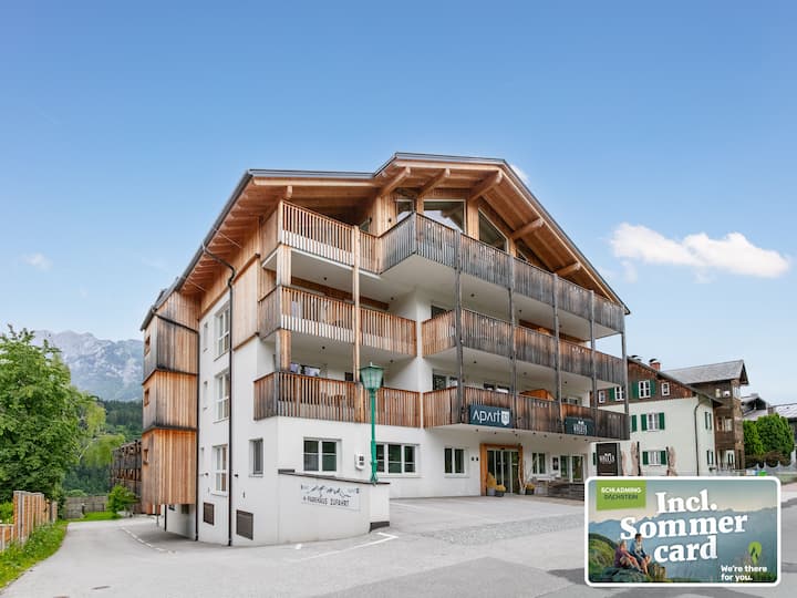 Chaleureux Avec Un Balcon Et Un Carte D'été - Ramsau am Dachstein