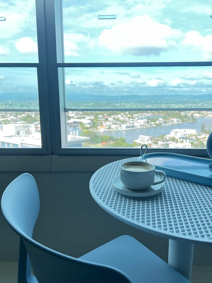 25 Floor 2br City View · Iconic Tower, Surfers, Gc - Surfers Paradise