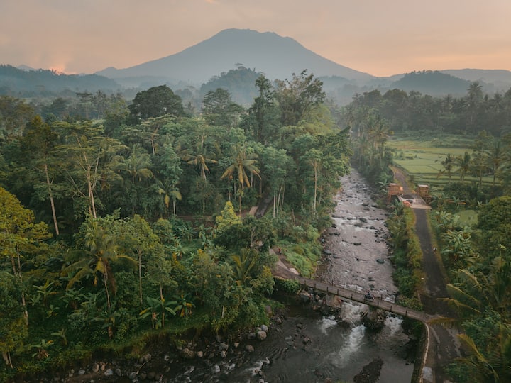 2b Honeymoon Bali Bamboo Villa - Sidemen