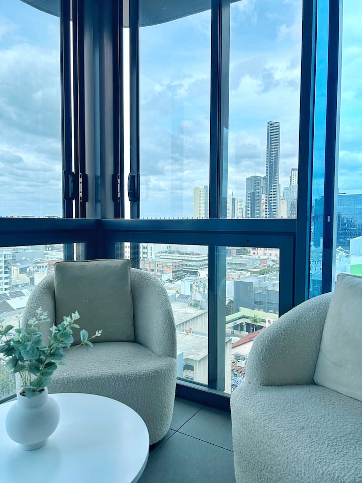 Stunning City View Apartment - Brisbane
