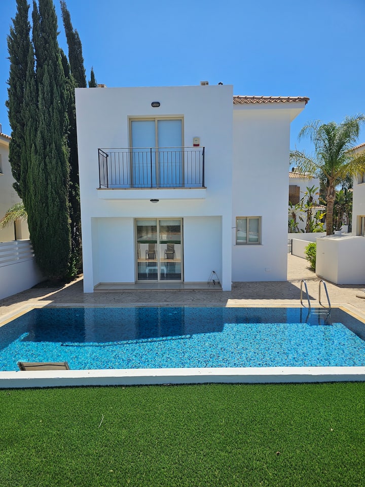 Athina Pool Villa - Protaras