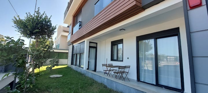 Professionally Maintained, Spacious New Suites (1) - Lara Beach
