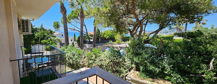 Studio 5-min Walk To The Beach - Sanary-sur-Mer