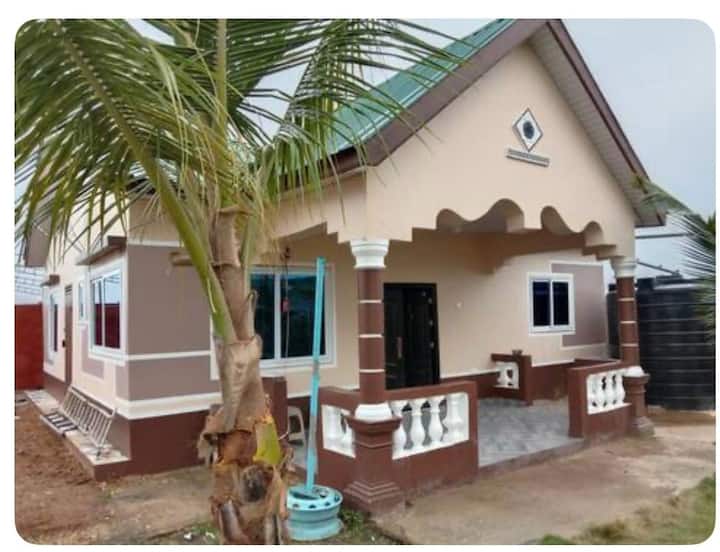 Prampram Beach Side House - Ghana