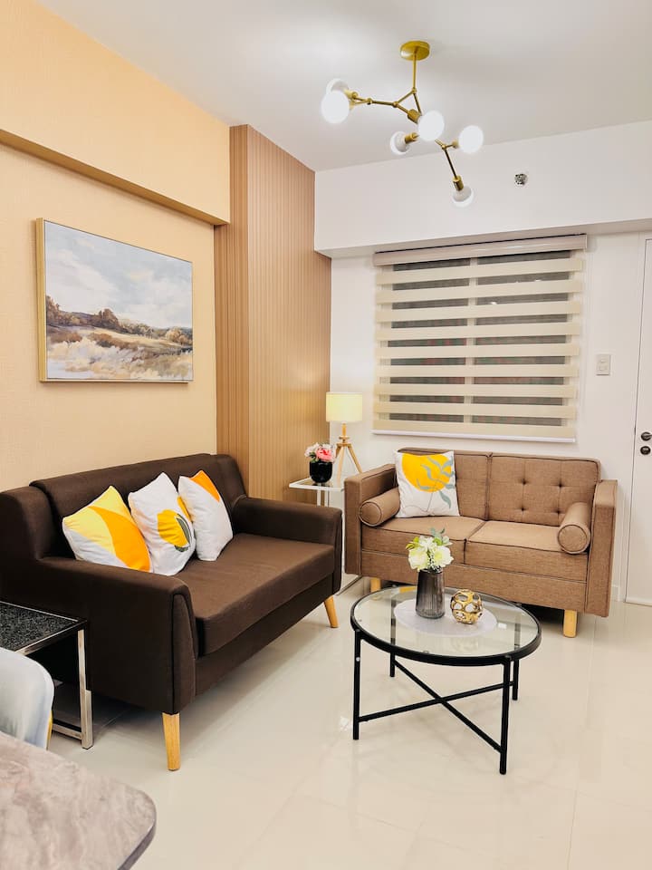 Casa Viera 2br 6th Near Tomas Morato I 200mbps - Quezon City