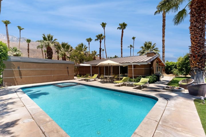Completely-updated Home W/ Private Pool And Spa! - Palm Springs, CA
