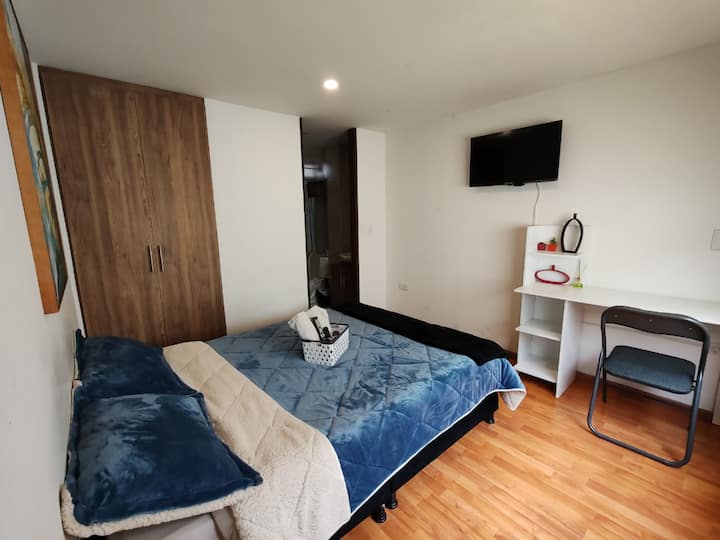 Aparta-estudio Cerca Uptc, Clínica De Los Andes - Tunja