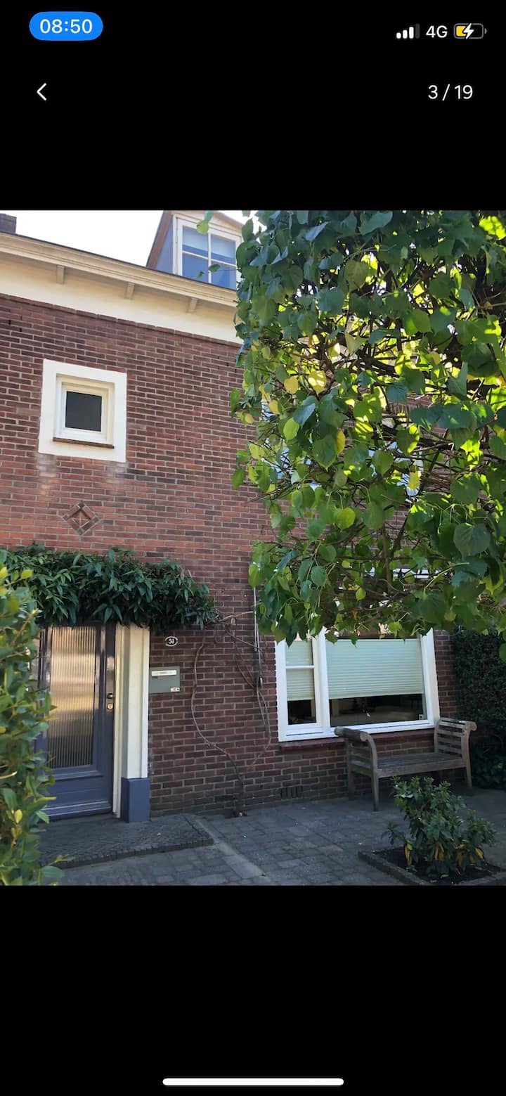 Woning Nabij Centrum Tilburg In Rustige Omgeving - Tilburg