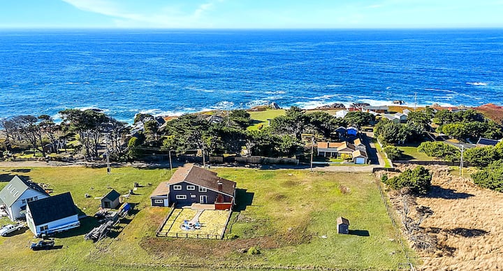 5br Fort Bragg Ocean View Villa · Hot Tub · Dogs - Mendocino, CA
