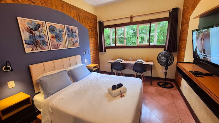 | Studio Azul Royal | Centro Histórico + Garagem | - Petrópolis