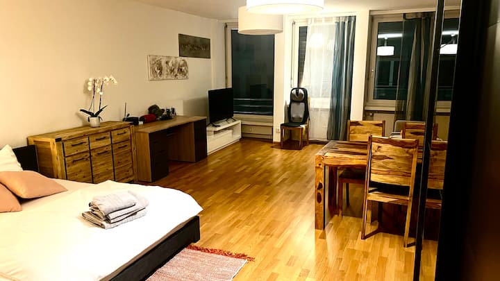 Modern Apartment In Central Basel • Self Check-in - Basilea