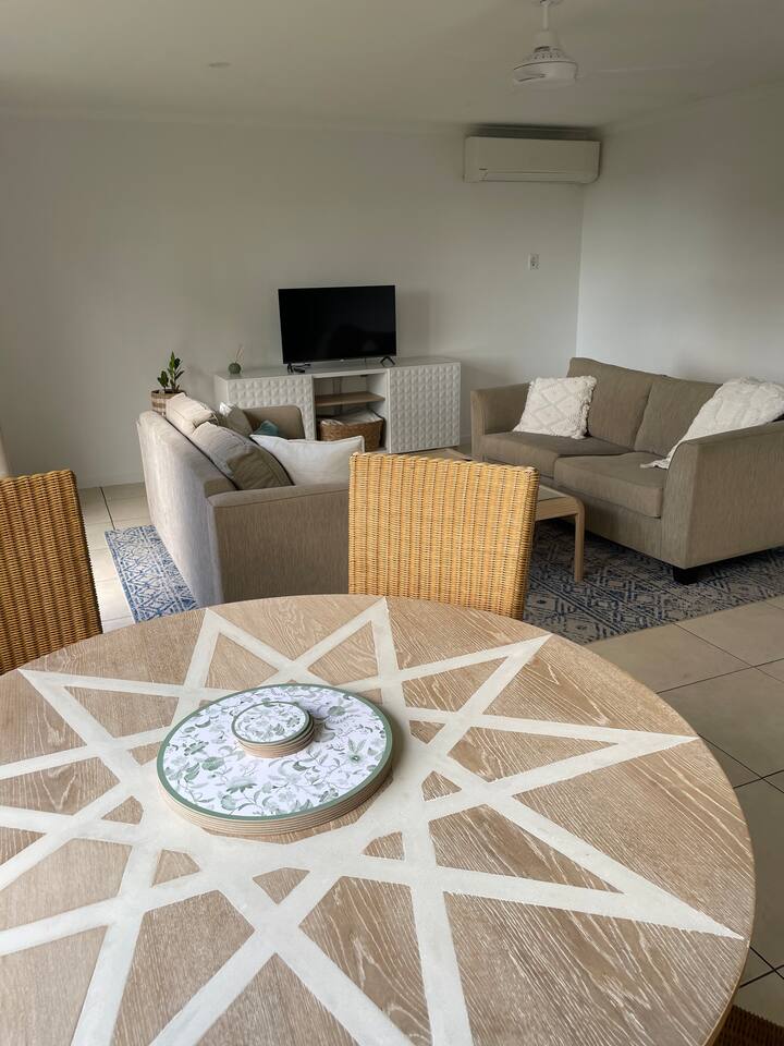 Hinterland Ocean Vista Escape - Nambour