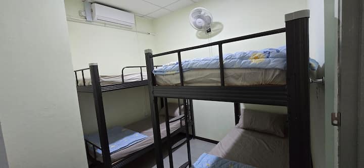 Intermediate Room No Window ( 2 Bunkers Bed) - Bintulu