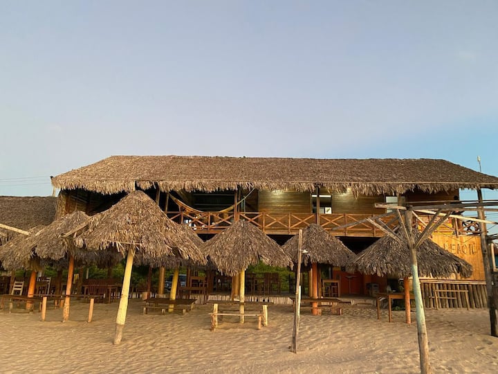 Casa De Praia Em Frente Ao Mar - Camocim