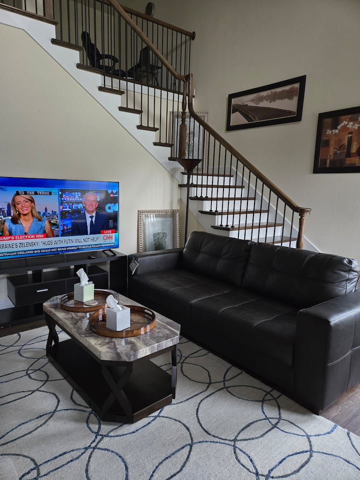 Luxury Mansion Downtown Mckinney - McKinney