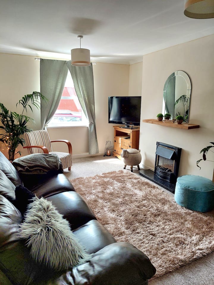 Quiet With Central Location - Abergavenny