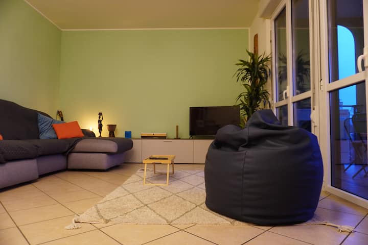 Chilling In Milan – 4 Stops From The Duomo - Milão