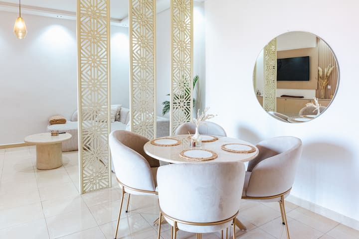 Luxe Studio Marrakech With Balcony, Sueño - Marrakesh