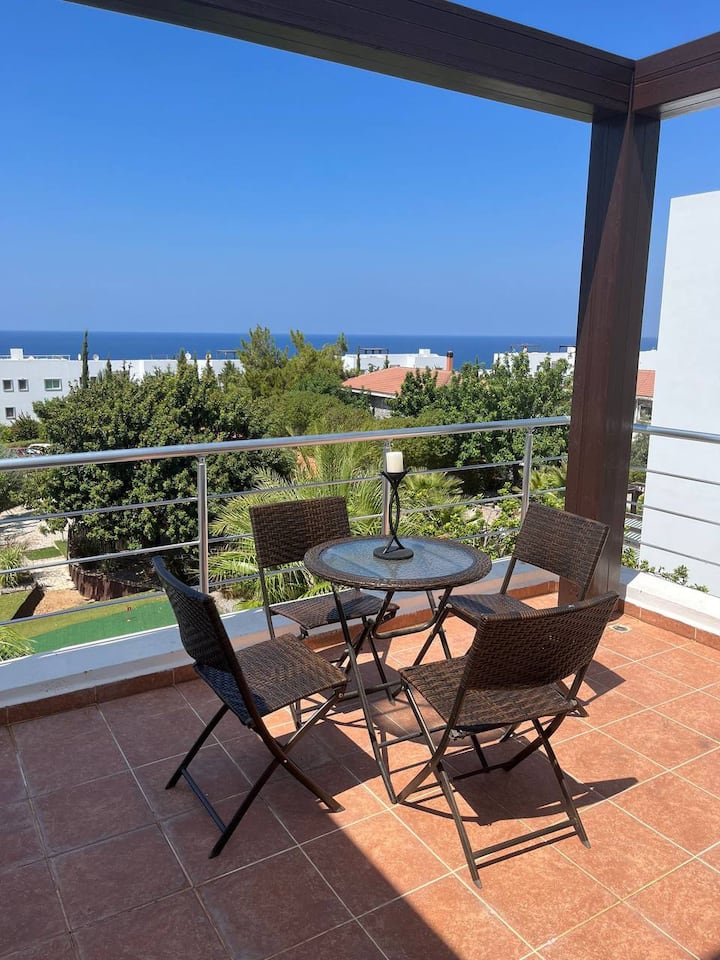 Пентхаус с видом на море и горы - Northern Cyprus
