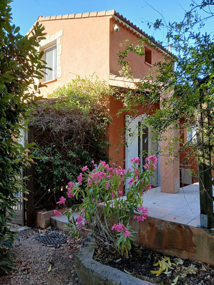 Chez Pompon En Provence Verte - Brignoles