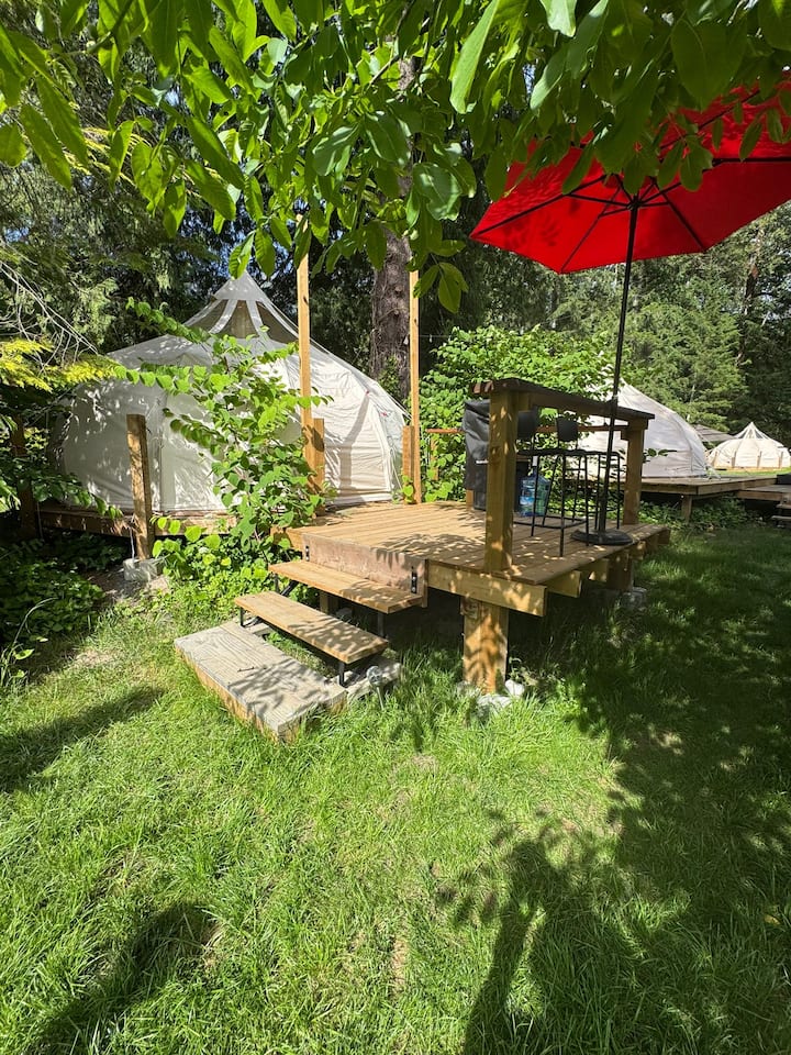 Riverside Glamping - Chilliwack