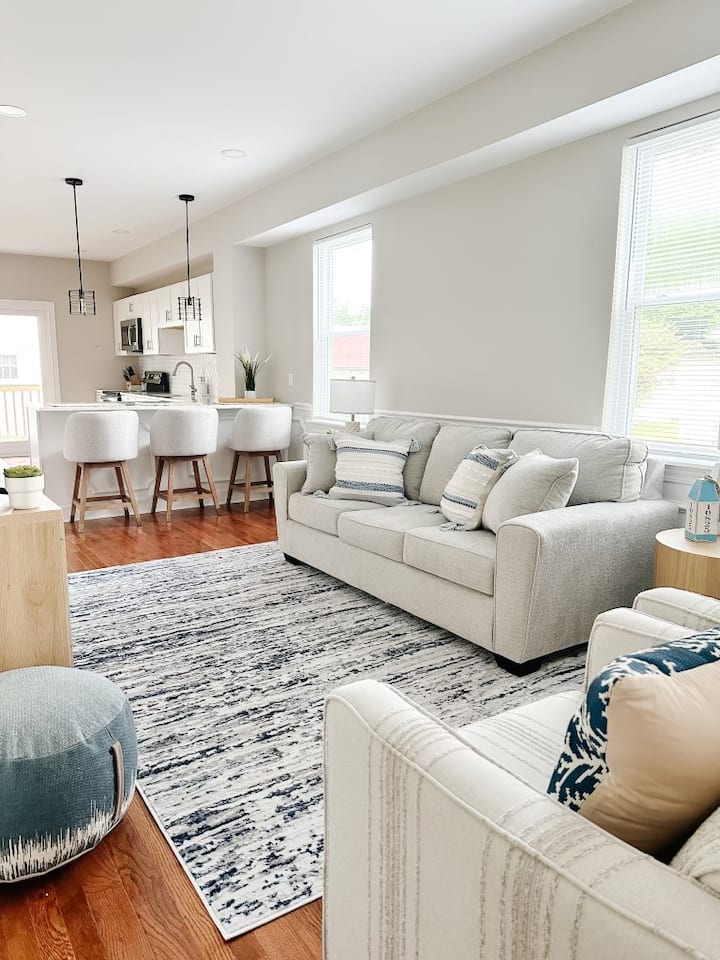 Brand New Luxury Lakeside Condo - Conneaut Lake, PA