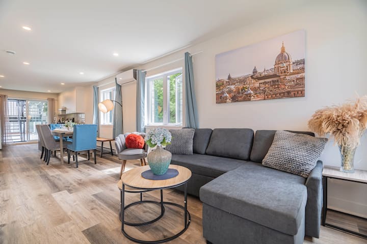 Spacious Urban Retreat | 2 Free Parking Spots - Longueuil