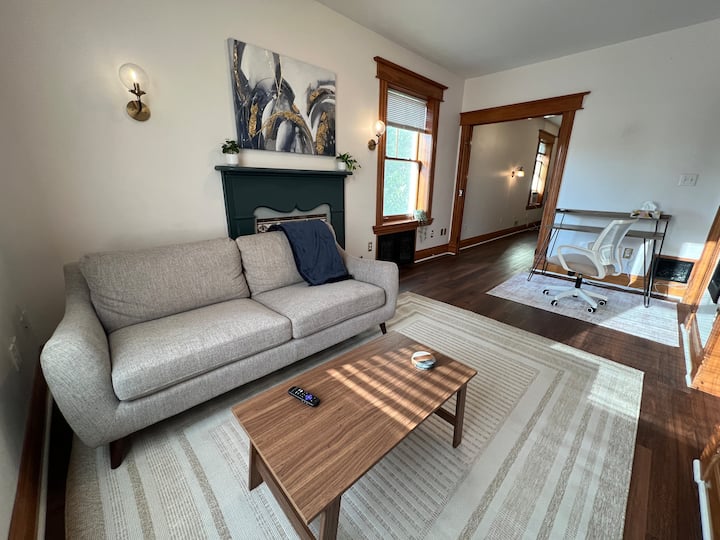 City Park Denver 1 Bed Apartment - Denver, CO