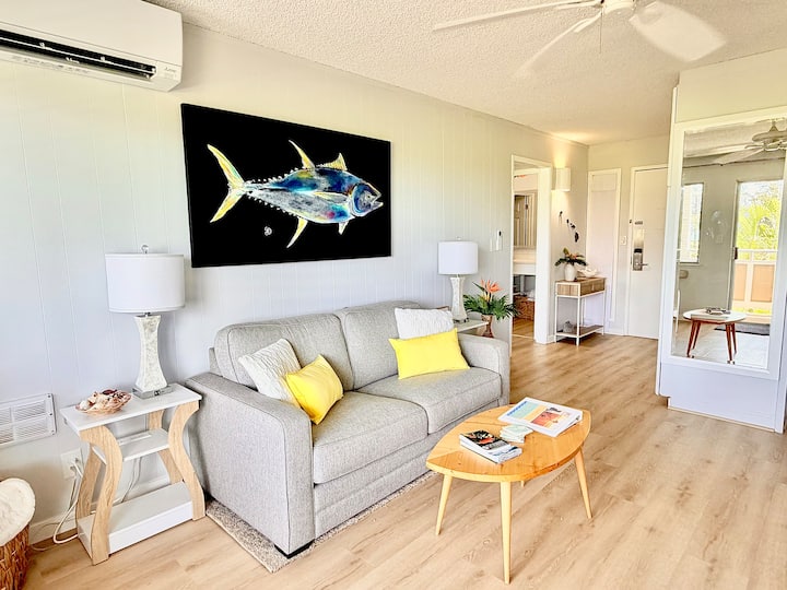 Luxury Oceanview Condo In Kapa'a- Fully Remodeled - Lae Nani Beach, HI