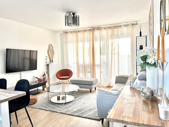 Appartement D'exception De 2 Chambres - Colombes