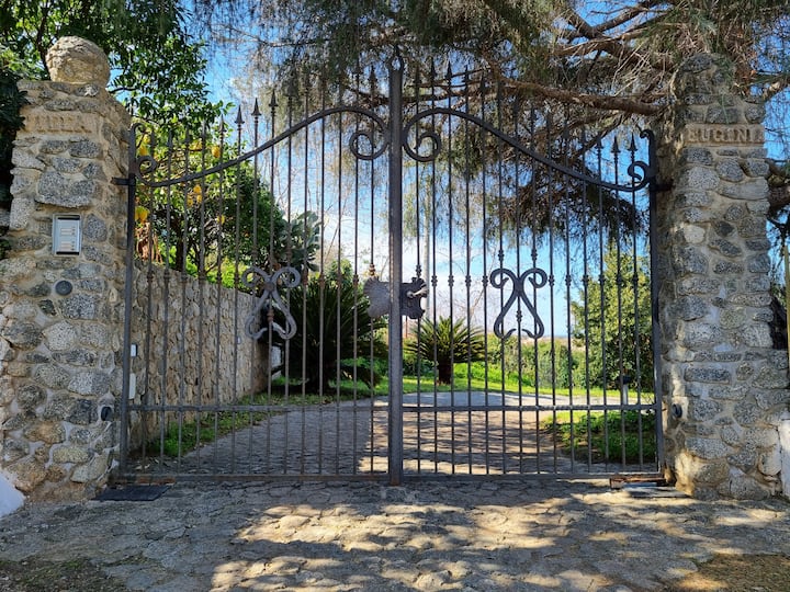 Villa Eugenia • Appartamento Con Vista Mare • A - Tropea