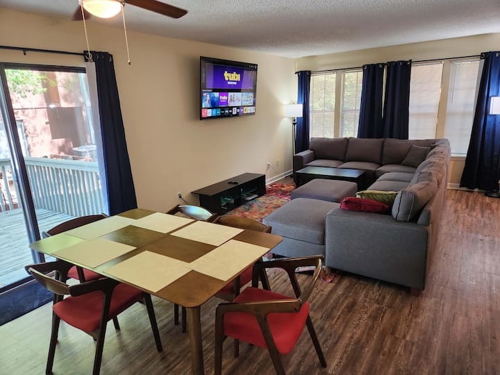 Pool-2 Miles To Fsu-twin Kings En Suite Baths 2/2. - Tallahassee, FL