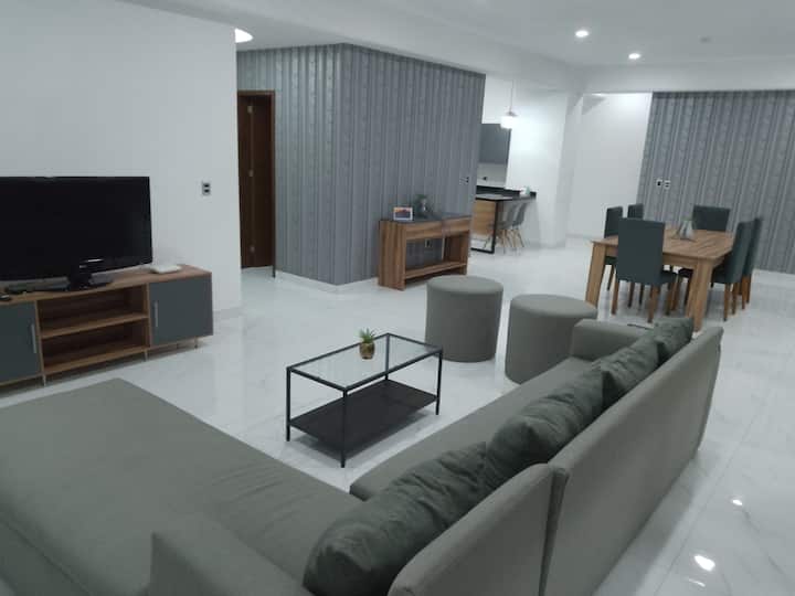.Departamento Moderno Y Acogedor En La Paz. - Puebla