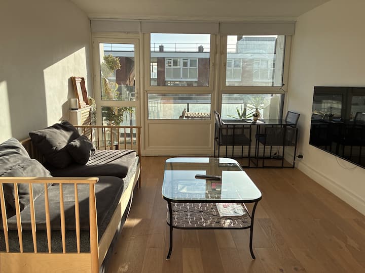 Bright, Quiet And Spacious Flat By Battersea Park - London