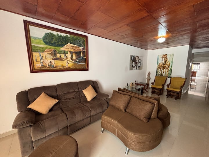 Alojamiento En Casa Amoblada Montería - Montería