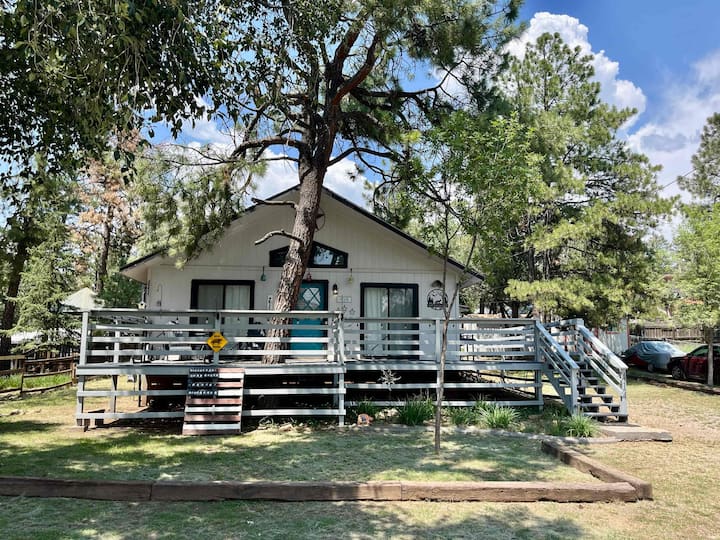 Ruidoso Midtown Cabin W/hot Tub & Fireplace - Ruidoso, NM