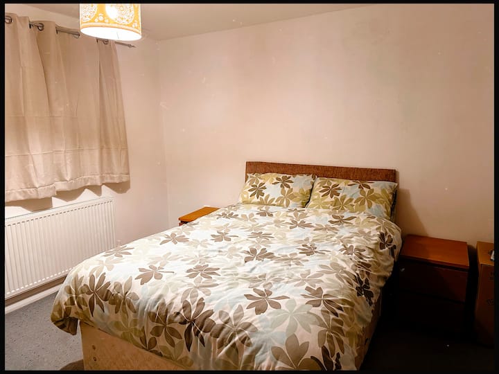 Lovely Room, West Swindon - 斯文敦