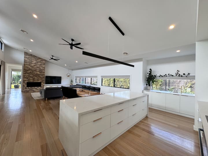 Winbi Family Retreat - Moama