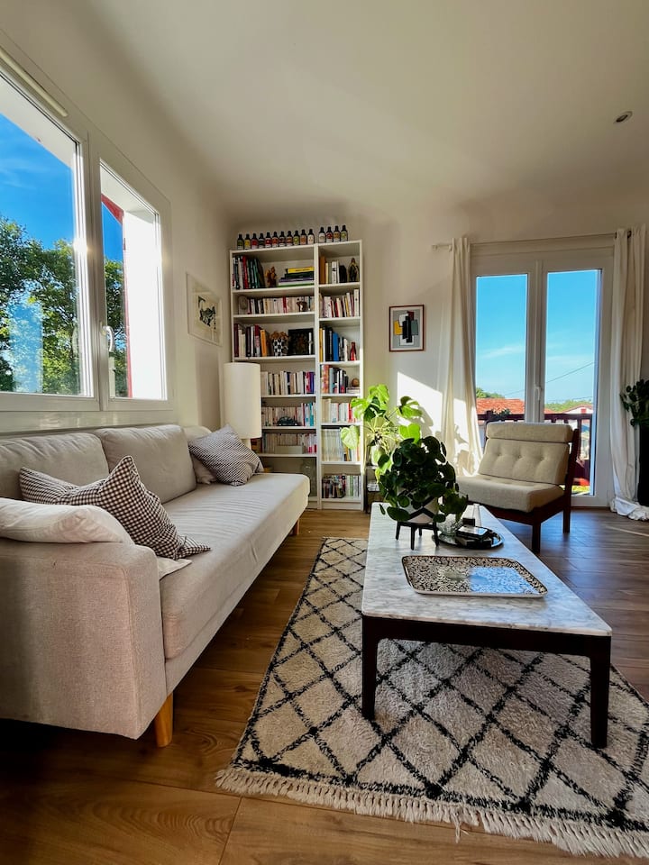 Appartement De Charme Avec Jardin - Villa Basque - Bidart