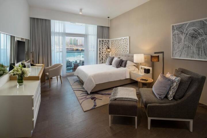 1 Bedroom Apartment Sea View Near Abu Dhabi Mall - Abou Dabi