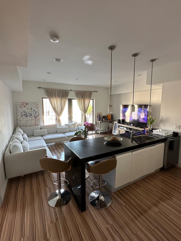 Beautiful 2bed 2bath By The Hudson River - West New York