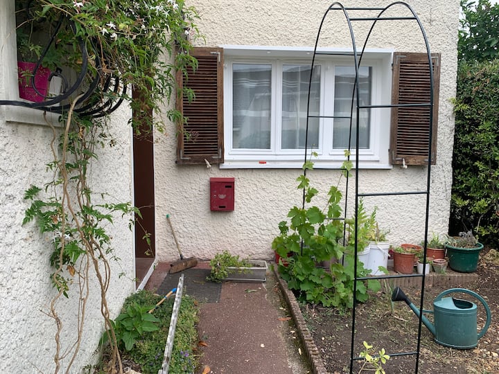 Jolie Maison Proche De Paris, Avec Parking Gratuit - Stains