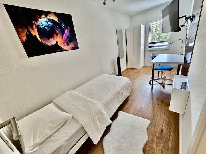 Cosy Room At Lausanne Center - Lausanne