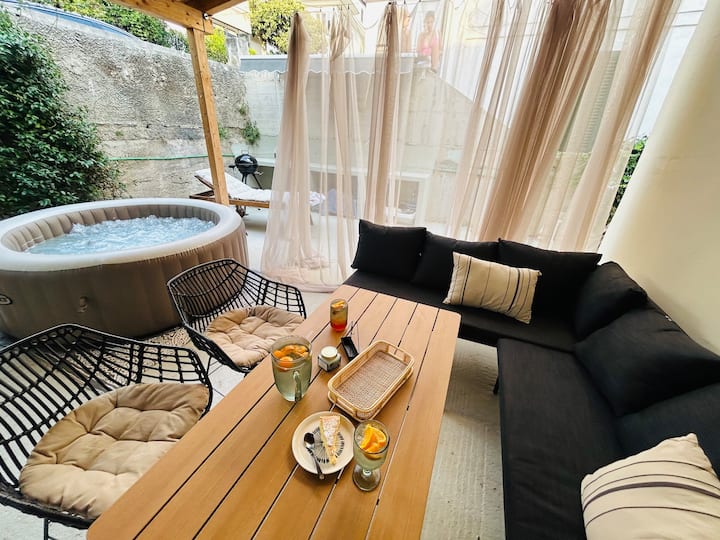 Naap Apartment With Hydromassage Tub,parking,beach - Split