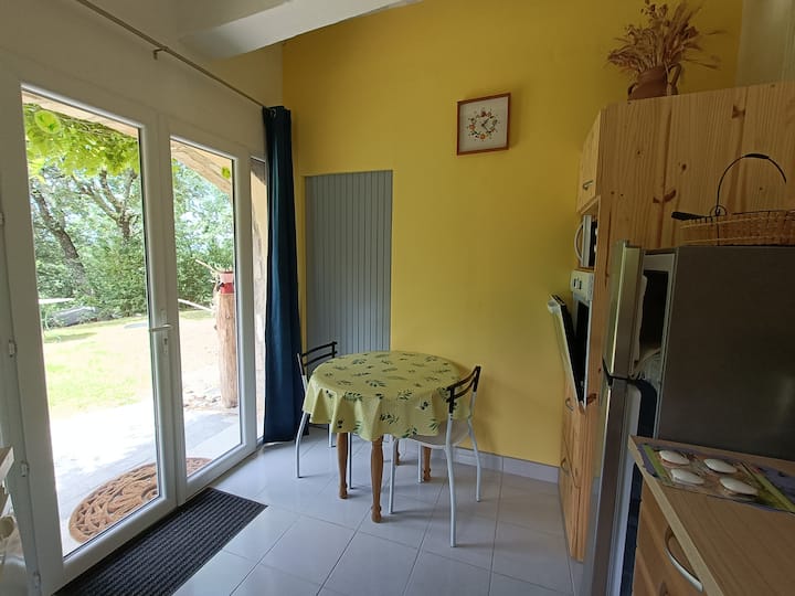 Chambre D'hôtes + Cuisine.
Le Puech Margal - Barjac