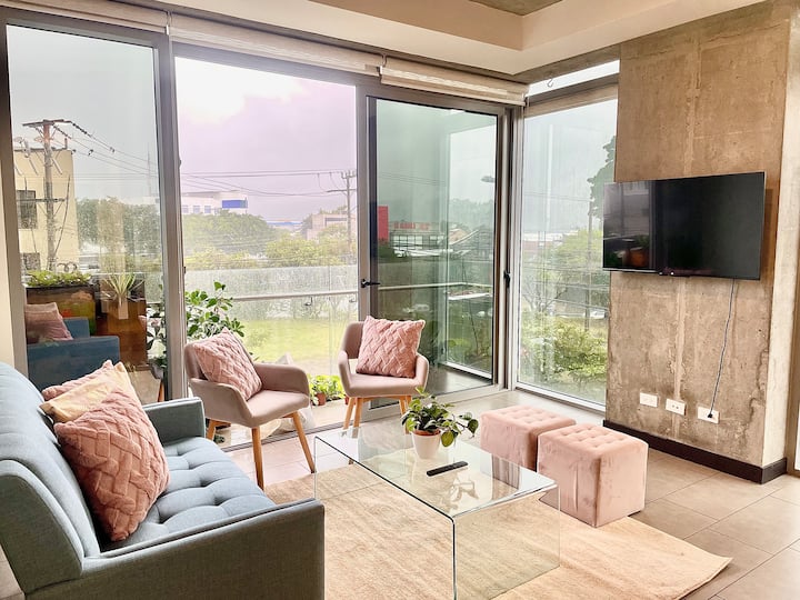 Bello Apt, King, Queen, Wifi 300 - San José, Costa Rica