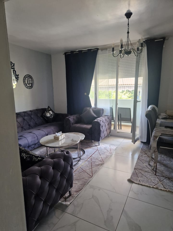 Appartement Type 3 / Terrasse - Marignane