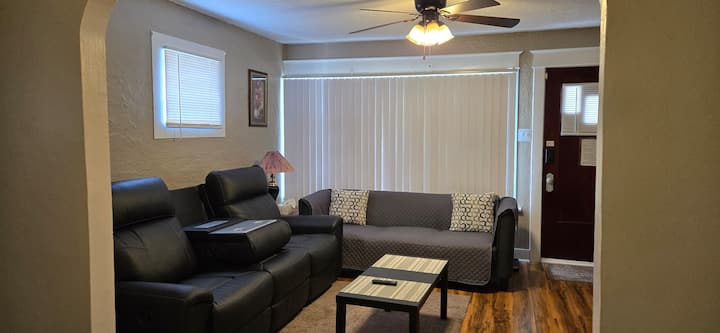 Cozy Home/new Hvac W/ Wifi Thermo Stat/driveway. - University of Dayton, Dayton